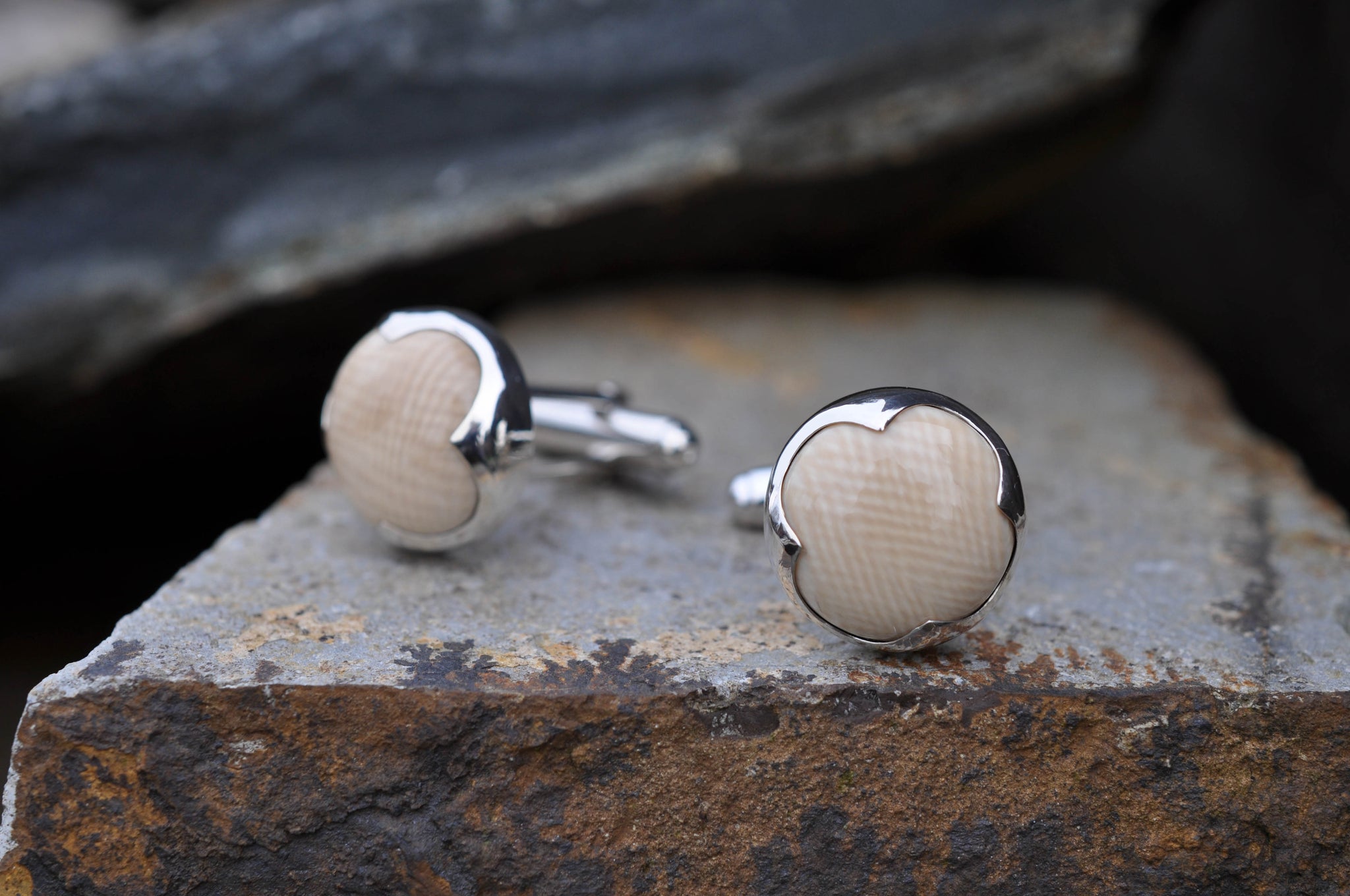 Classic Round Mammoth Cufflinks – Ivory Jacks